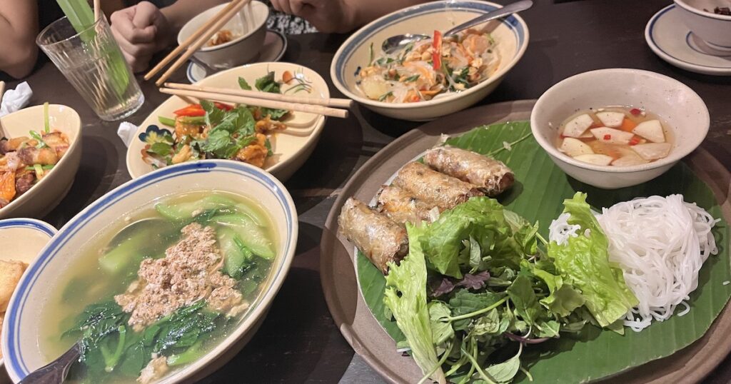 ベトナムの名物・有名な食べ物リスト15選 | VietScout（ベトスカウト）